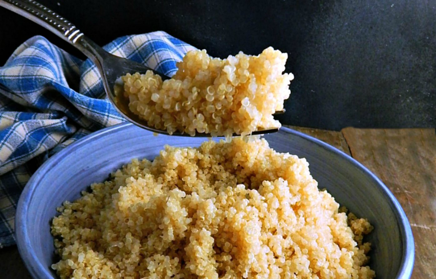 Light Fluffy Quinoa Instant Pot or Stovetop - Frugal Hausfrau