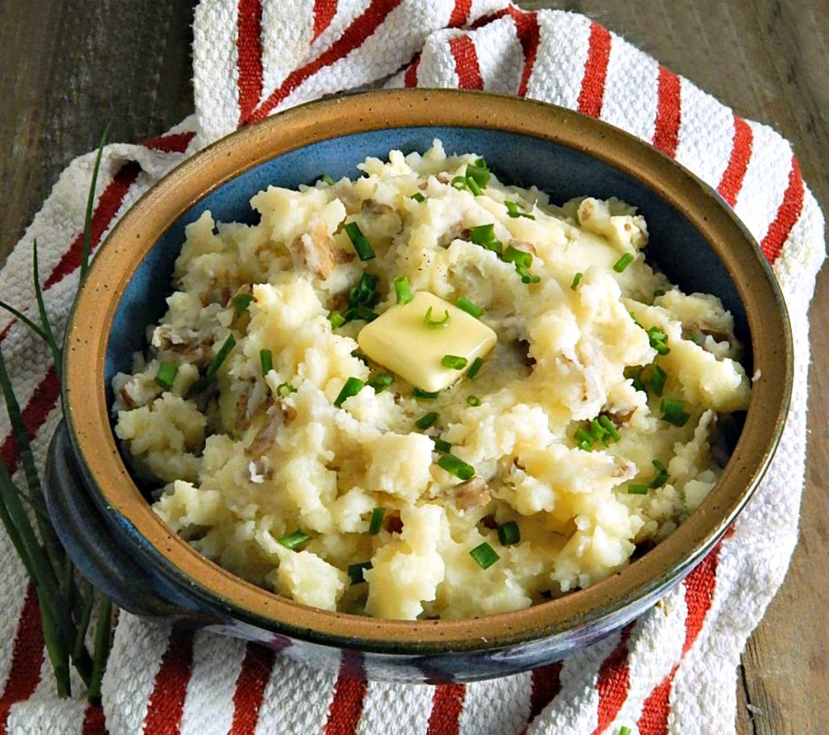 Simple Rustic Mashed Potatoes - Frugal Hausfrau