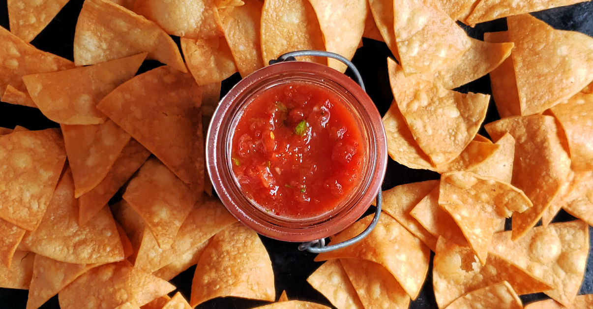 Restaurant Style Salsa - Frugal Hausfrau