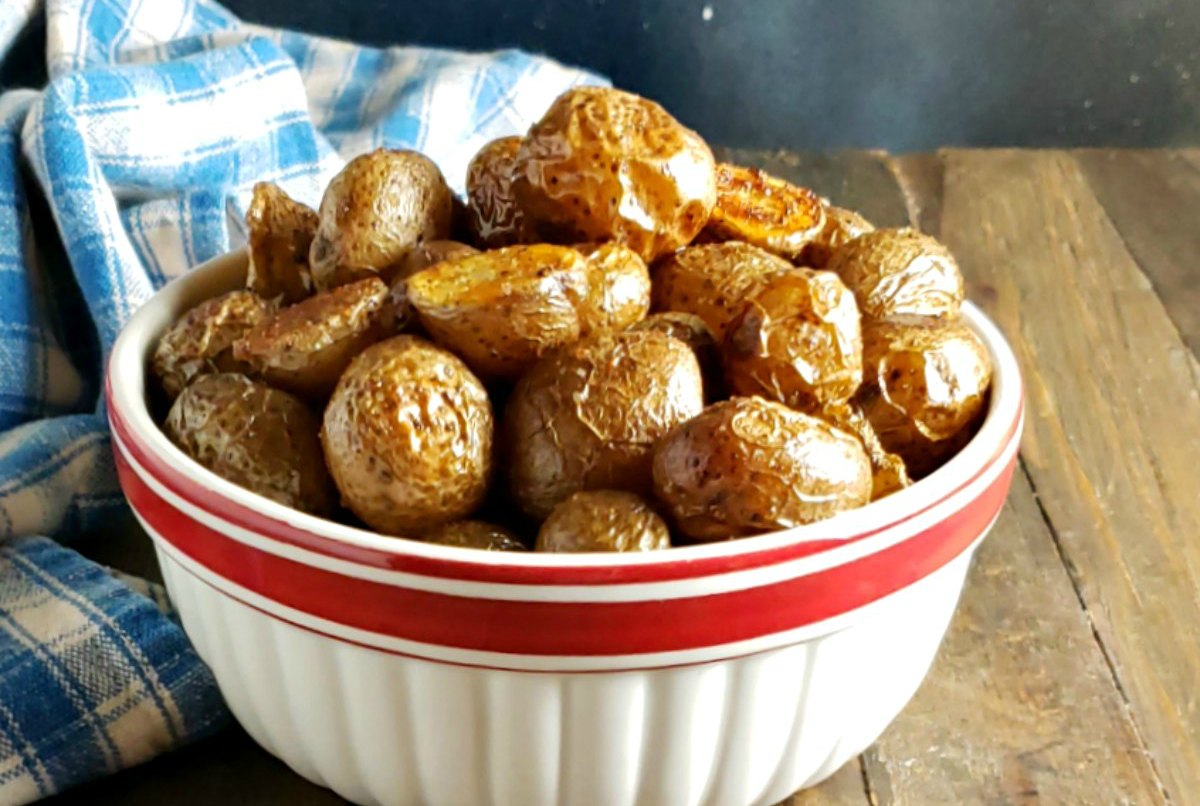 Oven Roasted Tiny Potatoes - Frugal Hausfrau